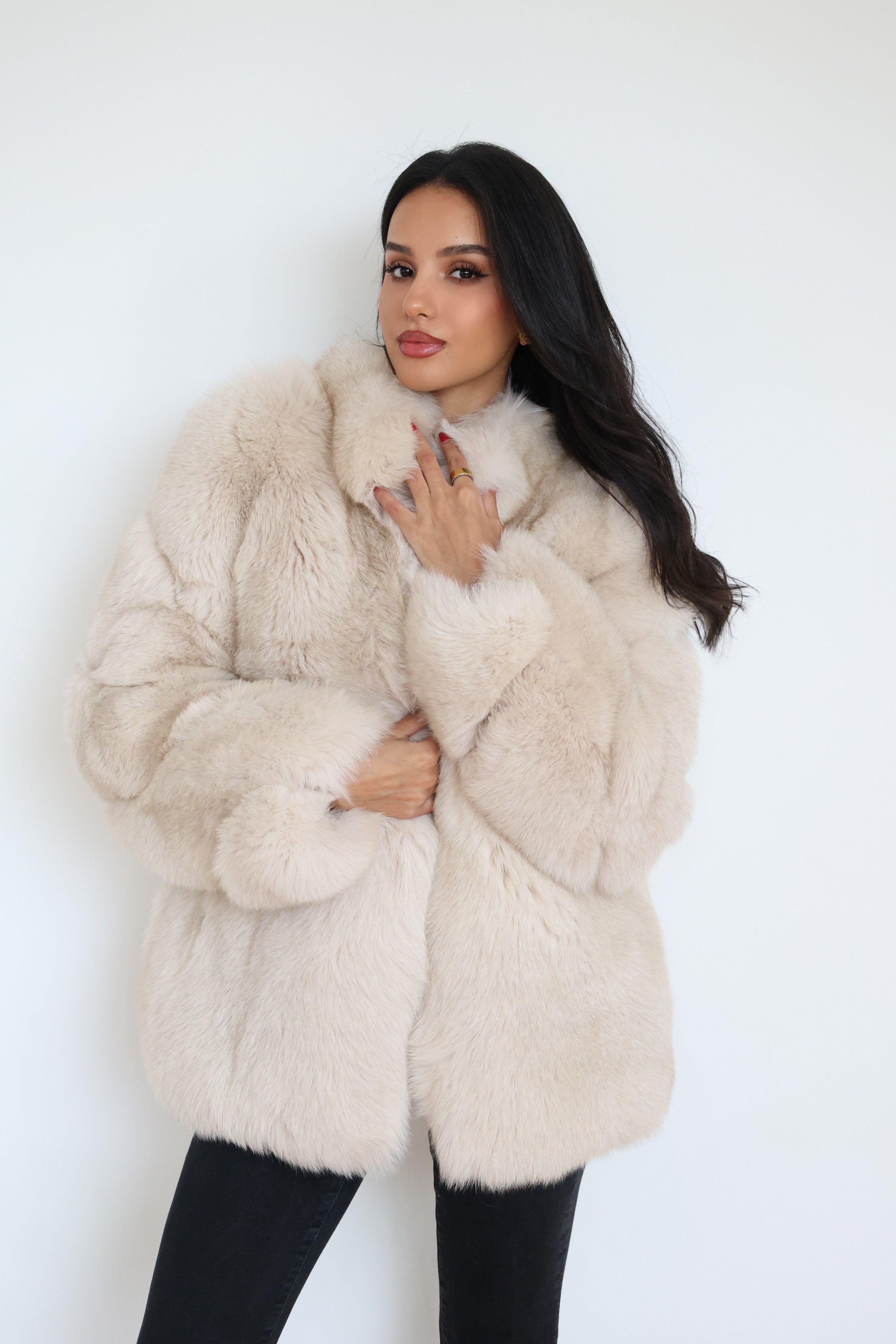 Boutique en ligne de fourrures authentiques – Ima Furs